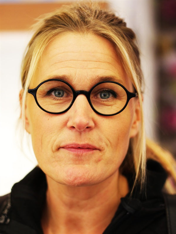 Lotta så snygg i nya Oscar Magnusson